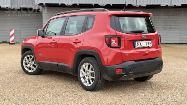 Red Jeep Renegade 2023 in Riga, with an engine capacity of 1.50 L and mileage of 60 thousand km for 14490 €, photo 7 on AUTOMOTO.COM.LV
