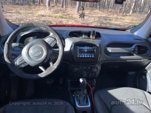 Sarkans Jeep Renegade 2018 Rīga, ar dzinēja tilpumu 2.00 L un nobraukumu 121 tūkst. km par 13700 €, foto 9 vietnē AUTOMOTO.COM.LV