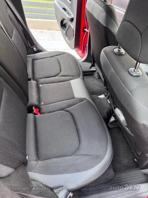 Sarkans Jeep Renegade 2018 Rīga, ar dzinēja tilpumu 2.00 L un nobraukumu 121 tūkst. km par 13700 €, foto 11 vietnē AUTOMOTO.COM.LV