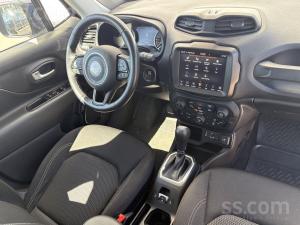 Violets Jeep Renegade 2021 Rīga, ar dzinēja tilpumu 1.30 L un nobraukumu 79 tūkst. km par 15500 €, foto 15 vietnē AUTOMOTO.COM.LV