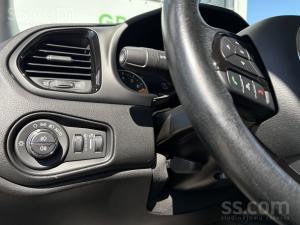 Violets Jeep Renegade 2021 Rīga, ar dzinēja tilpumu 1.30 L un nobraukumu 79 tūkst. km par 15500 €, foto 22 vietnē AUTOMOTO.COM.LV
