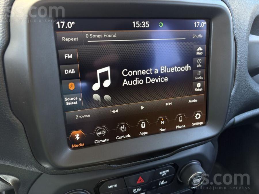 Violets Jeep Renegade 2021 Rīga, ar dzinēja tilpumu 1.30 L un nobraukumu 79 tūkst. km par 15500 €, foto 25 vietnē AUTOMOTO.COM.LV