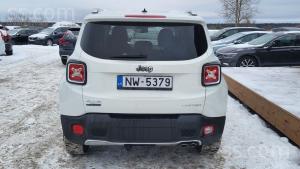 White Jeep Renegade 2015 in Riga, with an engine capacity of 2.00 L and mileage of 160 thousand km for 10600 €, photo 15 on AUTOMOTO.COM.LV