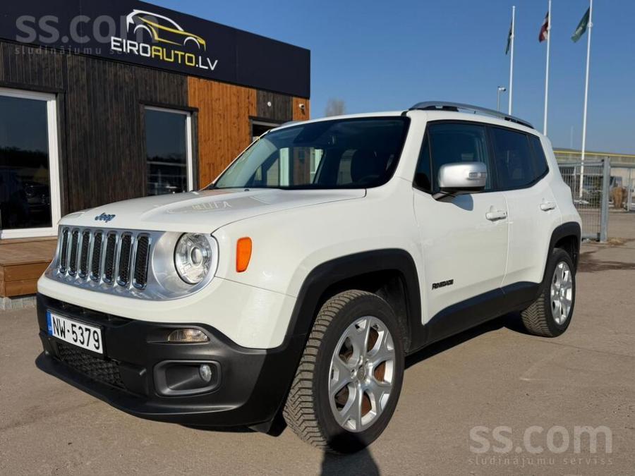 White Jeep Renegade 2015 in Riga, with an engine capacity of 2.00 L and mileage of 161 thousand km for 10490 €, photo 5 on AUTOMOTO.COM.LV