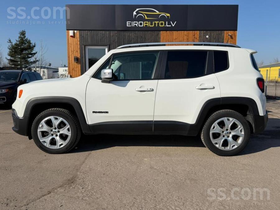White Jeep Renegade 2015 in Riga, with an engine capacity of 2.00 L and mileage of 161 thousand km for 10490 €, photo 6 on AUTOMOTO.COM.LV
