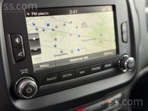 Balts Jeep Renegade 2015 Rīga, ar dzinēja tilpumu 2.00 L un nobraukumu 161 tūkst. km par 10300 €, foto 11 vietnē AUTOMOTO.COM.LV