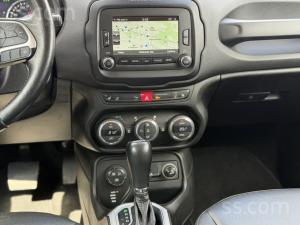 Balts Jeep Renegade 2015 Rīga, ar dzinēja tilpumu 2.00 L un nobraukumu 161 tūkst. km par 10300 €, foto 15 vietnē AUTOMOTO.COM.LV