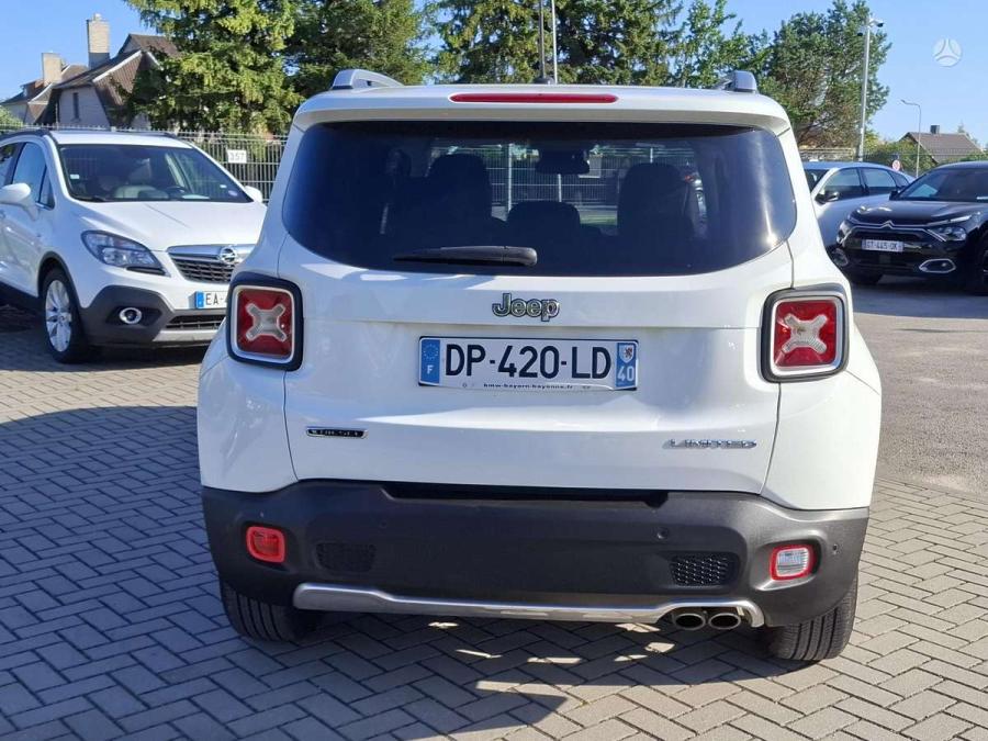 Balts Jeep Renegade 2015 Tauragė, ar dzinēja tilpumu 1.60 L un nobraukumu 142 tūkst. km par 6300 €, foto 6 vietnē AUTOMOTO.COM.LV
