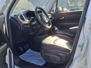 Balts Jeep Renegade 2015 Tauragė, ar dzinēja tilpumu 1.60 L un nobraukumu 142 tūkst. km par 6300 €, foto 8 vietnē AUTOMOTO.COM.LV