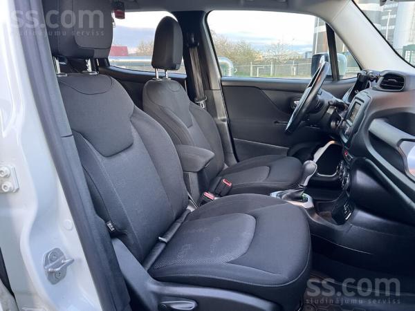 Jeep Renegade 2017 Jelgava vietnē Balts Jeep Renegade 2017 Jelgava, ar dzinēja tilpumu 1.60 L un nobraukumu 200 tūkst. km par 9995 €, foto 11 vietnē AUTOMOTO.COM.LV