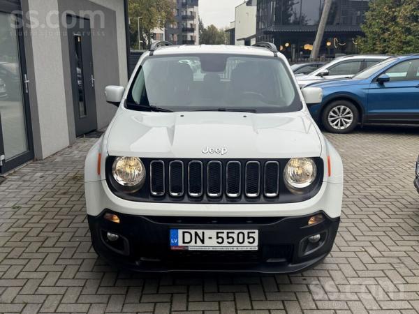 Balts Jeep Renegade 2017 Rīga, ar dzinēja tilpumu 1.40 L un nobraukumu 70 tūkst. km par 9500 €, foto 7 vietnē AUTOMOTO.COM.LV