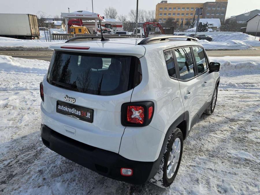 Balts Jeep Renegade 2018 Šauļi, ar dzinēja tilpumu 1.00 L un nobraukumu 83 tūkst. km par 9450 €, foto 4 vietnē AUTOMOTO.COM.LV