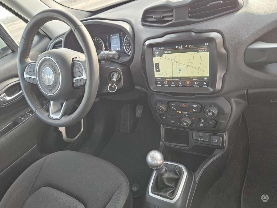 Balts Jeep Renegade 2018 Šauļi, ar dzinēja tilpumu 1.00 L un nobraukumu 83 tūkst. km par 9450 €, foto 17 vietnē AUTOMOTO.COM.LV
