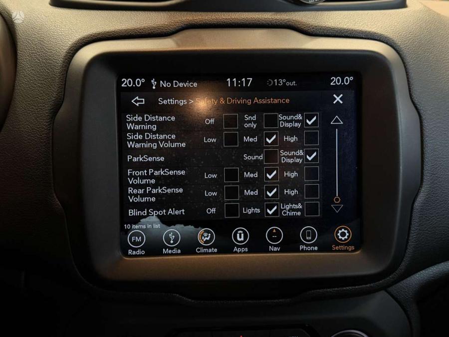 Белый Джип Ренегат 2019 в Каунас, объемом двигателя 1.37 л и пробегом 67 тыс. км за 12990 €, фото 32 на AUTOMOTO.COM.LV