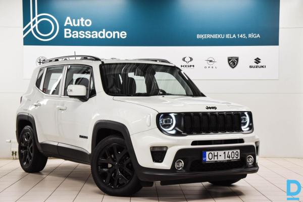 Balts Jeep Renegade 2021 Rīga, ar dzinēja tilpumu 1.30 L un nobraukumu 45 tūkst. km par 15990 €, foto 2 vietnē AUTOMOTO.COM.LV