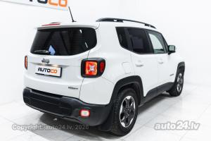 White Jeep Renegade 2017 in Tallinn, with an engine capacity of 1.40 L and mileage of 78 thousand km for 12499 €, photo 7 on AUTOMOTO.COM.LV