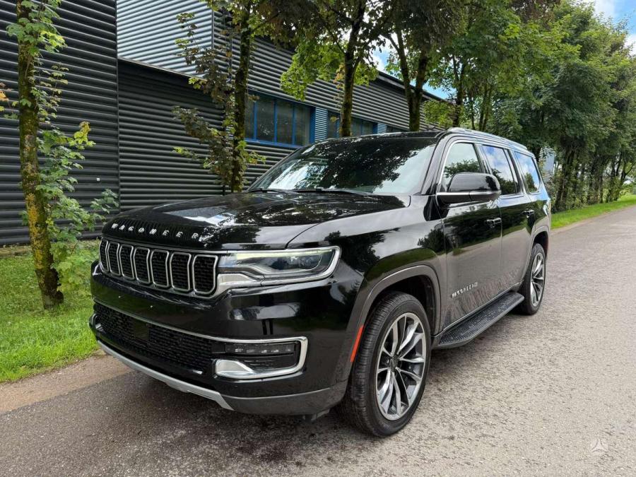 Melns Jeep Wagoneer 2022 Kauņa, ar dzinēja tilpumu 5.65 L un nobraukumu 115 tūkst. km par 33900 €, foto 3 vietnē AUTOMOTO.COM.LV