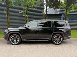 Melns Jeep Wagoneer 2022 Kauņa, ar dzinēja tilpumu 5.65 L un nobraukumu 115 tūkst. km par 33900 €, foto 5 vietnē AUTOMOTO.COM.LV