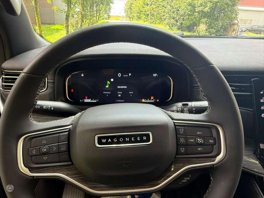 Melns Jeep Wagoneer 2022 Kauņa, ar dzinēja tilpumu 5.65 L un nobraukumu 115 tūkst. km par 33900 €, foto 12 vietnē AUTOMOTO.COM.LV