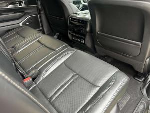 Melns Jeep Wagoneer 2022 Kauņa, ar dzinēja tilpumu 5.65 L un nobraukumu 115 tūkst. km par 33900 €, foto 17 vietnē AUTOMOTO.COM.LV