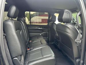 Melns Jeep Wagoneer 2022 Kauņa, ar dzinēja tilpumu 5.65 L un nobraukumu 115 tūkst. km par 33900 €, foto 19 vietnē AUTOMOTO.COM.LV