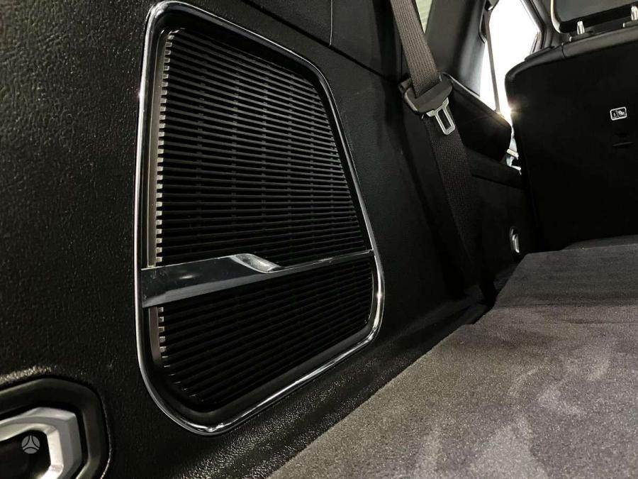 Grey Jeep Wagoneer 2022 in Klaipeda, with an engine capacity of 5.65 L and mileage of 59 thousand km for 46585 €, photo 30 on AUTOMOTO.COM.LV