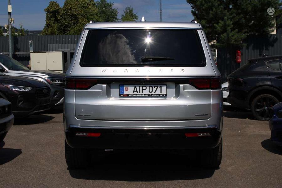 Серый Джип Wagoneer 2022 в Вильнюс, объемом двигателя 5.65 л и пробегом 131 тыс. км за 42900 €, фото 6 на AUTOMOTO.COM.LV