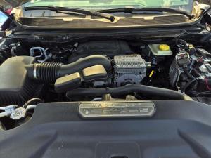 Pelēks Jeep Wagoneer 2022 Viļņa, ar dzinēja tilpumu 5.65 L un nobraukumu 131 tūkst. km par 42900 €, foto 34 vietnē AUTOMOTO.COM.LV