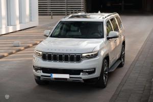 Белый Джип Wagoneer 2022 в Вильнюс, объемом двигателя 5.65 л и пробегом 85 тыс. км за 46999 €, фото 3 на AUTOMOTO.COM.LV
