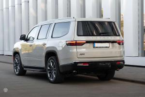Белый Джип Wagoneer 2022 в Вильнюс, объемом двигателя 5.65 л и пробегом 85 тыс. км за 46999 €, фото 5 на AUTOMOTO.COM.LV