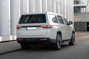 Белый Джип Wagoneer 2022 в Вильнюс, объемом двигателя 5.65 л и пробегом 85 тыс. км за 46999 €, фото 6 на AUTOMOTO.COM.LV