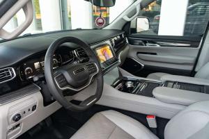 Белый Джип Wagoneer 2022 в Вильнюс, объемом двигателя 5.65 л и пробегом 85 тыс. км за 46999 €, фото 12 на AUTOMOTO.COM.LV