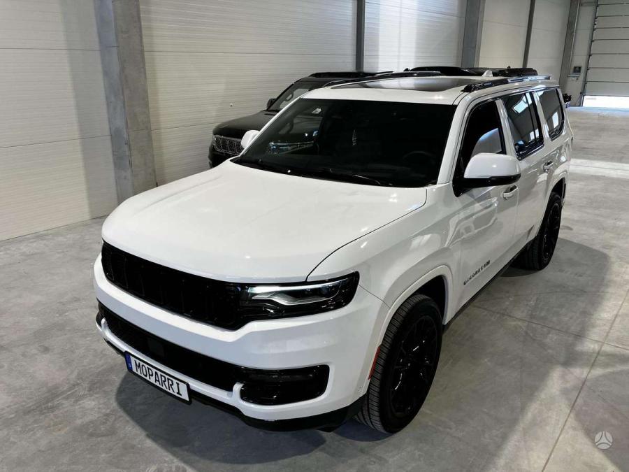 Balts Jeep Wagoneer 2022 Klaipėda, ar dzinēja tilpumu 5.65 L un nobraukumu 63 tūkst. km par 46585 €, foto 8 vietnē AUTOMOTO.COM.LV