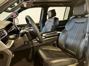 Balts Jeep Wagoneer 2022 Klaipėda, ar dzinēja tilpumu 5.65 L un nobraukumu 63 tūkst. km par 46585 €, foto 17 vietnē AUTOMOTO.COM.LV