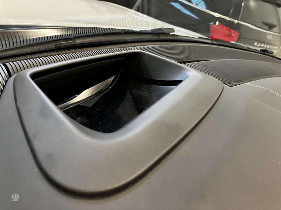 Balts Jeep Wagoneer 2022 Klaipėda, ar dzinēja tilpumu 5.65 L un nobraukumu 63 tūkst. km par 46585 €, foto 31 vietnē AUTOMOTO.COM.LV