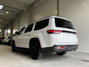 Белый Джип Wagoneer 2022 в Клайпеда, объемом двигателя 5.65 л и пробегом 82 тыс. км за 42900 €, фото 5 на AUTOMOTO.COM.LV
