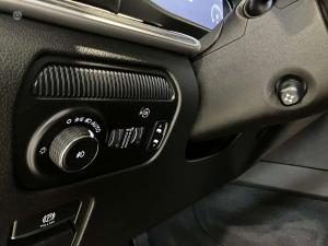 Белый Джип Wagoneer 2022 в Клайпеда, объемом двигателя 5.65 л и пробегом 82 тыс. км за 42900 €, фото 19 на AUTOMOTO.COM.LV