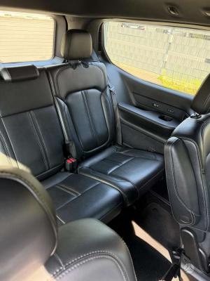 Balts Jeep Wagoneer 2022 Klaipėda, ar dzinēja tilpumu 5.65 L un nobraukumu 87 tūkst. km par 47800 €, foto 16 vietnē AUTOMOTO.COM.LV