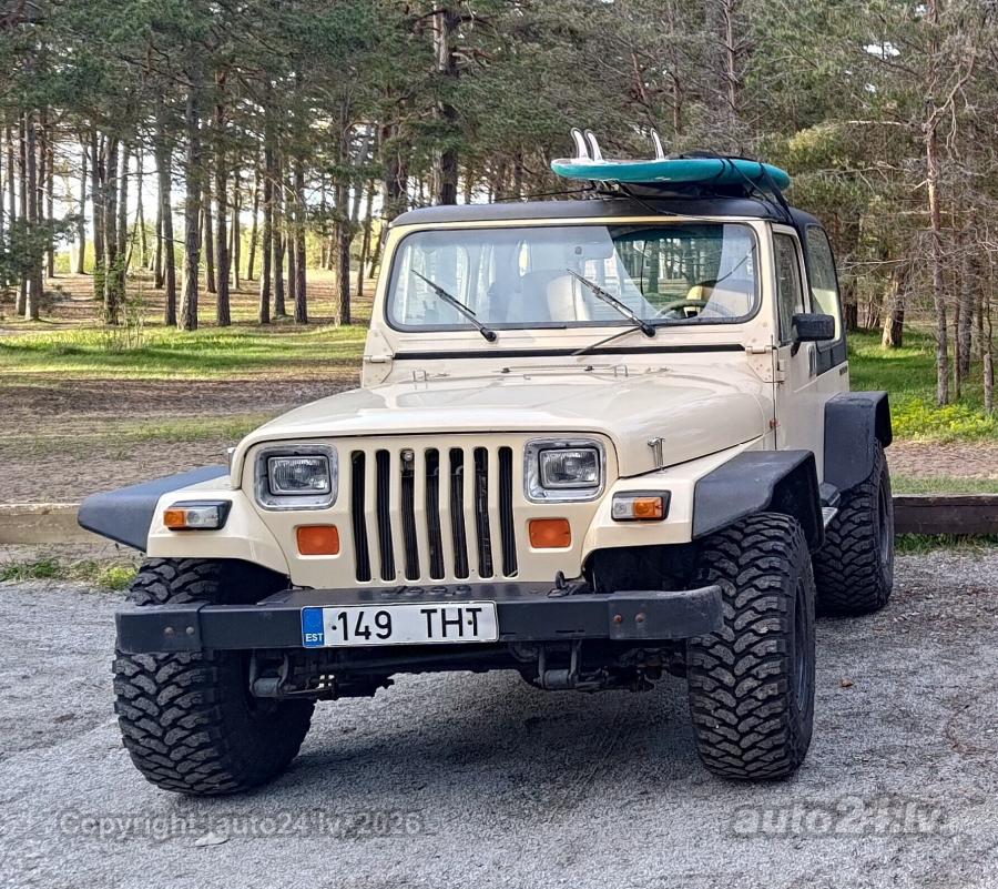 Beige Jeep Wrangler 1989 in Tallinn, with an engine capacity of 2.50 L and mileage of 310 thousand km for 13000 €, photo 1 on AUTOMOTO.COM.LV