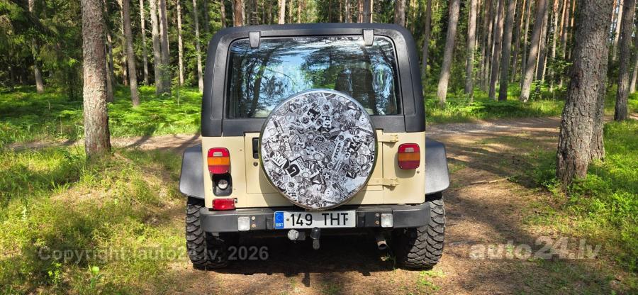 Beige Jeep Wrangler 1989 in Tallinn, with an engine capacity of 2.50 L and mileage of 310 thousand km for 13000 €, photo 6 on AUTOMOTO.COM.LV