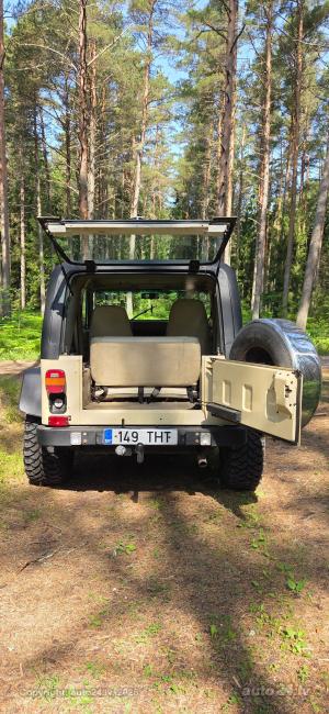 Beige Jeep Wrangler 1989 in Tallinn, with an engine capacity of 2.50 L and mileage of 310 thousand km for 13000 €, photo 7 on AUTOMOTO.COM.LV