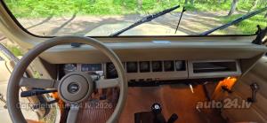 Beige Jeep Wrangler 1989 in Tallinn, with an engine capacity of 2.50 L and mileage of 310 thousand km for 13000 €, photo 12 on AUTOMOTO.COM.LV