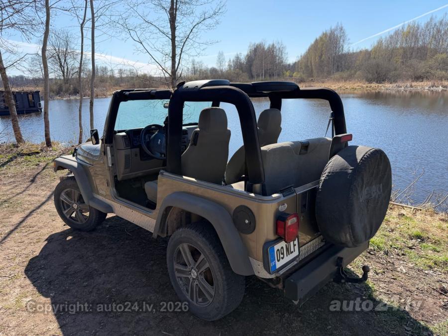 Smilšu krāsa Jeep Wrangler 2006 Tartu, ar dzinēja tilpumu 4.00 L un nobraukumu 240 tūkst. km par 15500 €, foto 3 vietnē AUTOMOTO.COM.LV