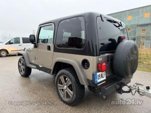 Smilšu krāsa Jeep Wrangler 2006 Tartu, ar dzinēja tilpumu 4.00 L un nobraukumu 240 tūkst. km par 15500 €, foto 10 vietnē AUTOMOTO.COM.LV