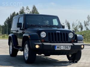 Melns Jeep Wrangler 2012 Valmiera, ar dzinēja tilpumu 2.80 L un nobraukumu 240 tūkst. km par 16995 €, foto 4 vietnē AUTOMOTO.COM.LV