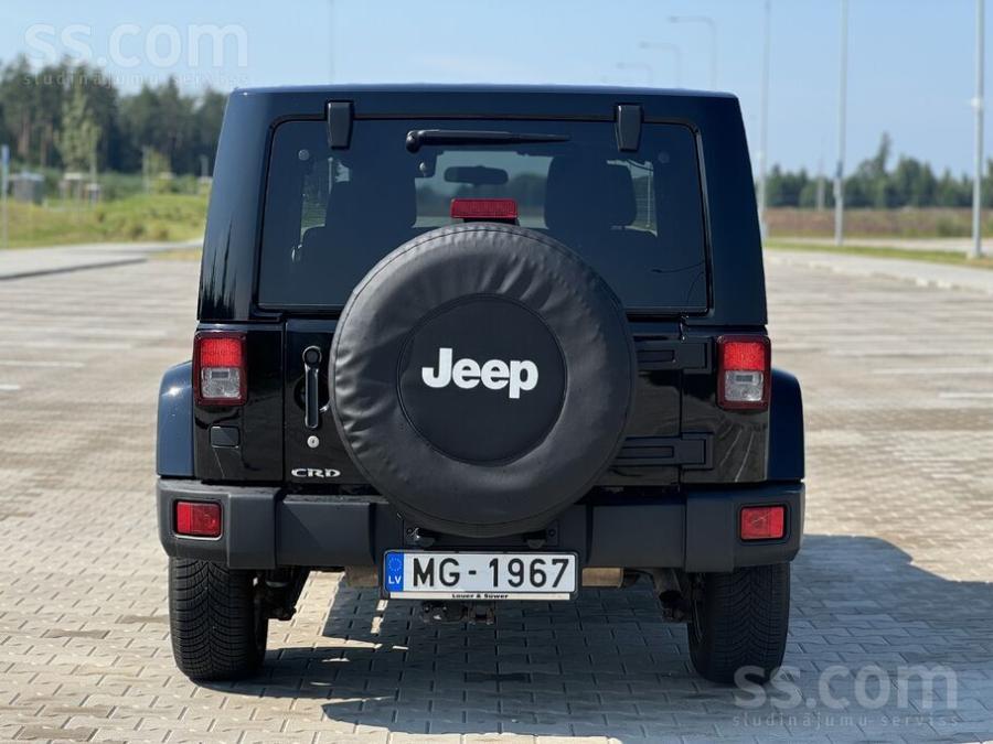 Melns Jeep Wrangler 2012 Valmiera, ar dzinēja tilpumu 2.80 L un nobraukumu 240 tūkst. km par 16995 €, foto 9 vietnē AUTOMOTO.COM.LV
