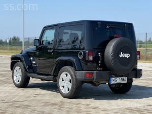Melns Jeep Wrangler 2012 Valmiera, ar dzinēja tilpumu 2.80 L un nobraukumu 240 tūkst. km par 16995 €, foto 10 vietnē AUTOMOTO.COM.LV