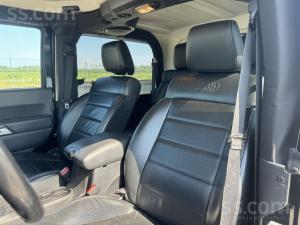 Melns Jeep Wrangler 2012 Valmiera, ar dzinēja tilpumu 2.80 L un nobraukumu 240 tūkst. km par 16995 €, foto 15 vietnē AUTOMOTO.COM.LV