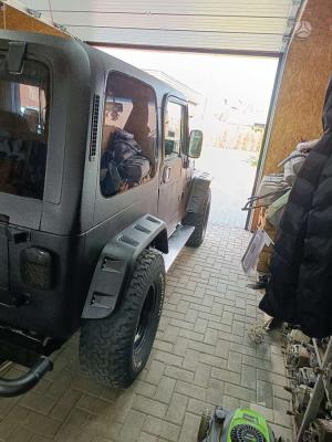 Black Jeep Wrangler 1988 in Silale, with an engine capacity of 4.20 L and mileage of 255 thousand km for 7400 €, photo 8 on AUTOMOTO.COM.LV
