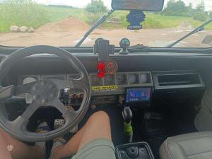 Black Jeep Wrangler 1988 in Silale, with an engine capacity of 4.20 L and mileage of 255 thousand km for 7400 €, photo 14 on AUTOMOTO.COM.LV
